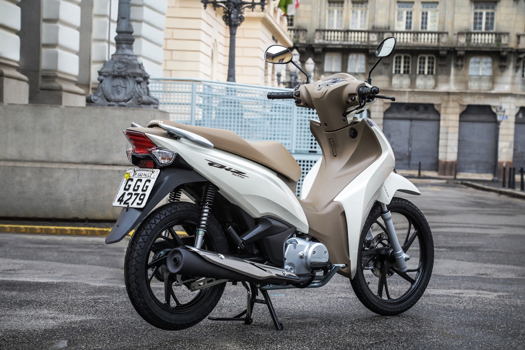 Honda Biz 125 ganha nova cor na linha 2021 - Auto Destaque