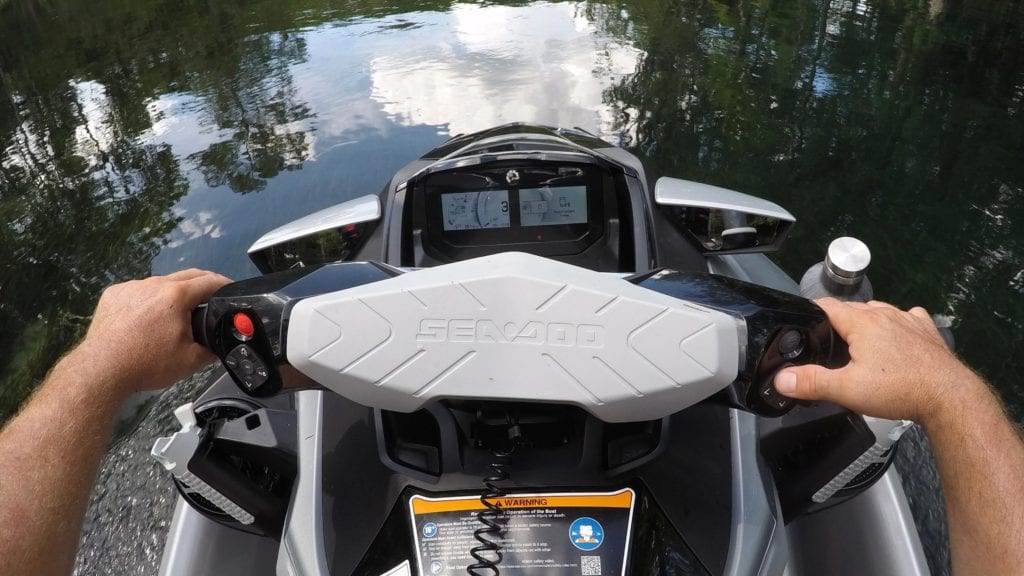 Sea-Doo GTX Limited ganha painel da Wavve Boating - Auto Destaque